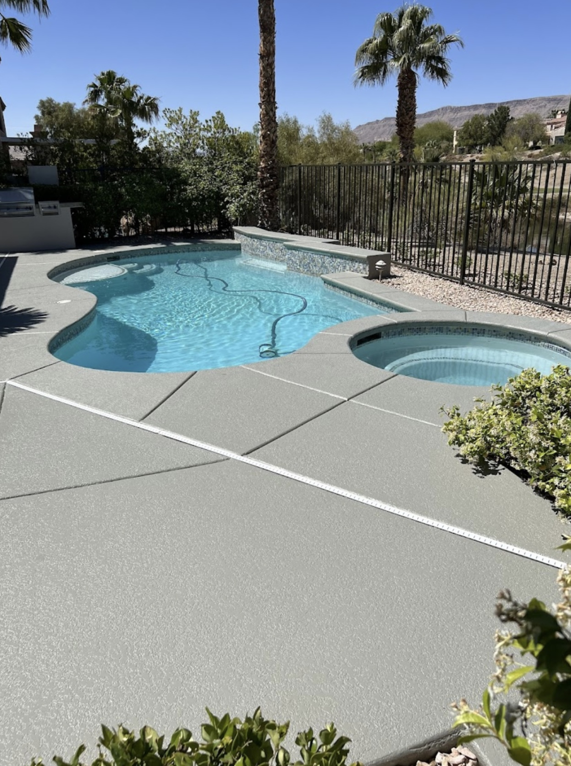 Pool Decks / Pool Deck Coatings